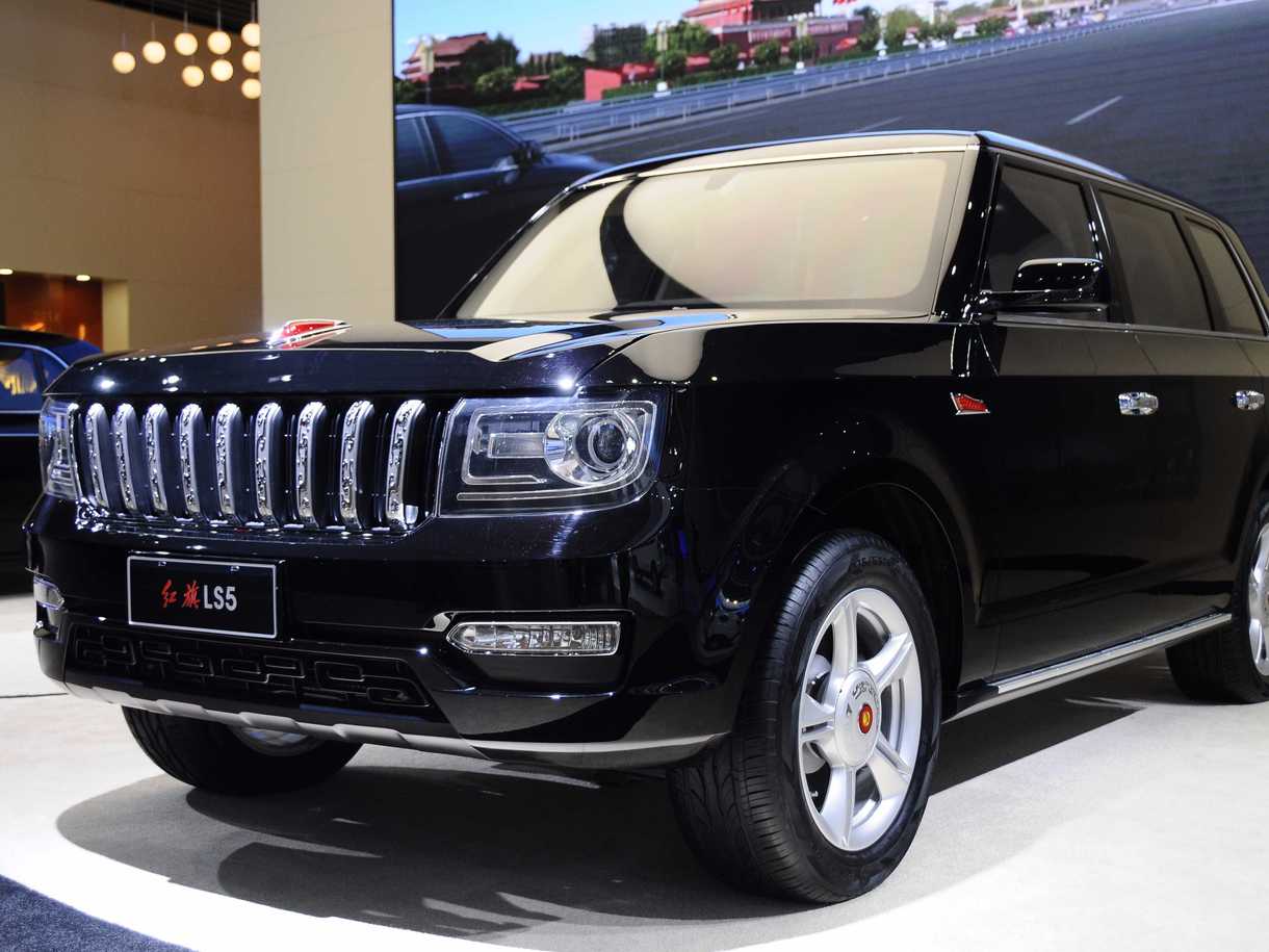 FAW HongQi H7 Photos and Specs. Photo: FAW HongQi H7 interior ...
