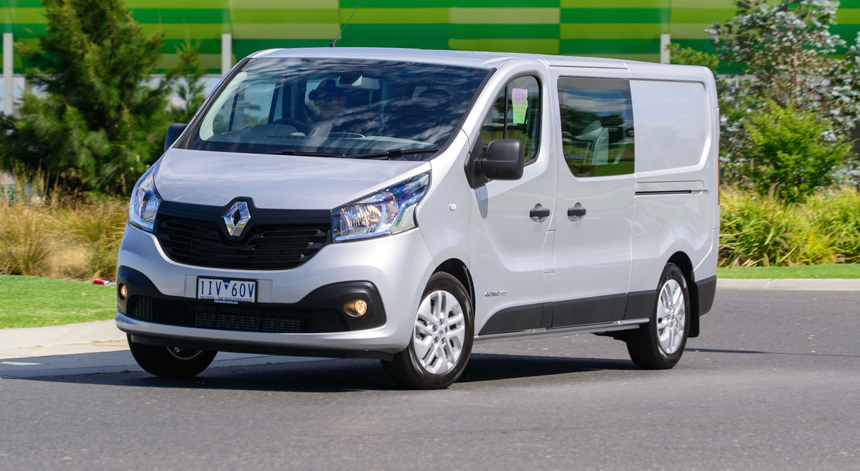 Renault Trafic Photos and Specs. Photo: Renault Trafic hd restyling and ...