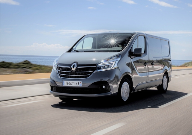Renault Trafic Photos and Specs. Photo: Renault Trafic 4k 2019 and 49 ...