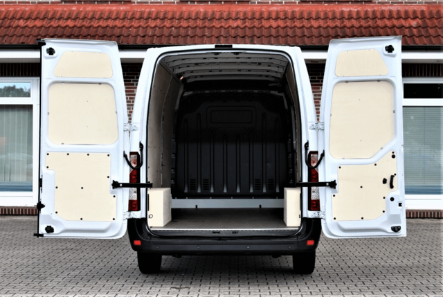 Renault Master Photos and Specs. Photo: Renault Master interior 2020 ...