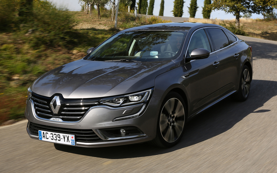 Renault Talisman Estate Photos and Specs. Photo: Renault Talisman ...
