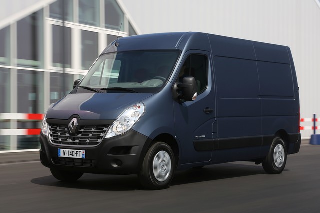 Renault Master Combi Photos and Specs. Photo: Renault Master Combi ...