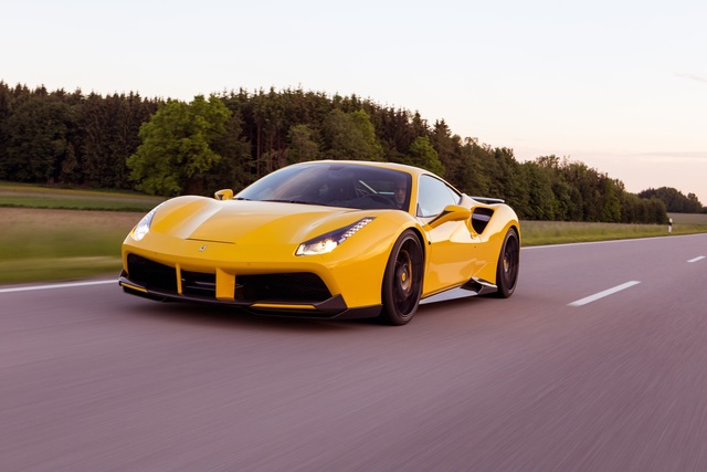 Ferrari 488 GTB Photos and Specs. Photo: Ferrari 488 GTB interior ...