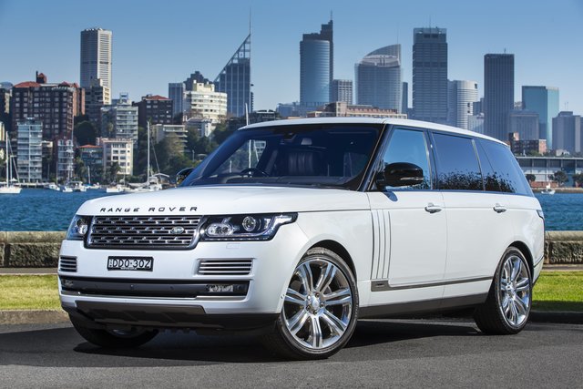 Land Rover Range Rover Sport Photos and Specs. Photo: Land Rover Range ...