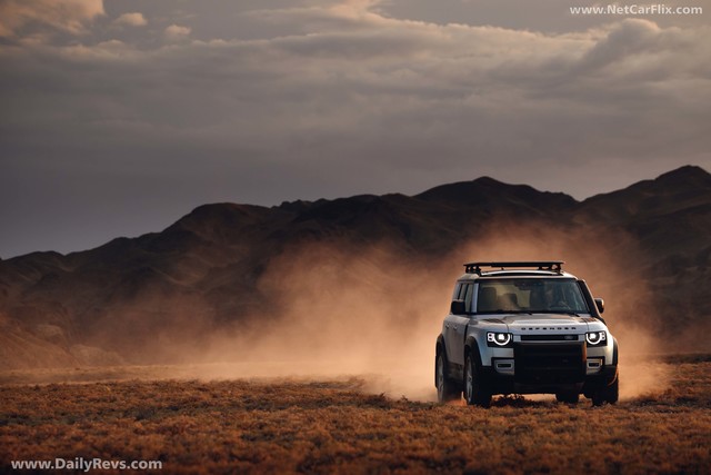 Land Rover Defender 110 Photos and Specs. Photo: Land Rover Defender ...