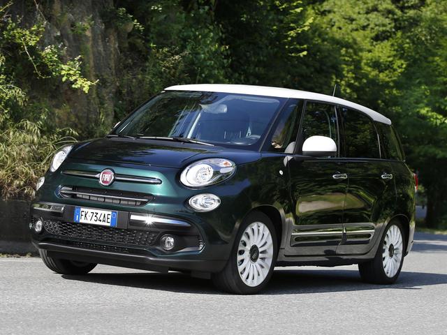 Fiat 500L Cross Photos and Specs. Photo: Fiat 500L Cross 4k restyling ...