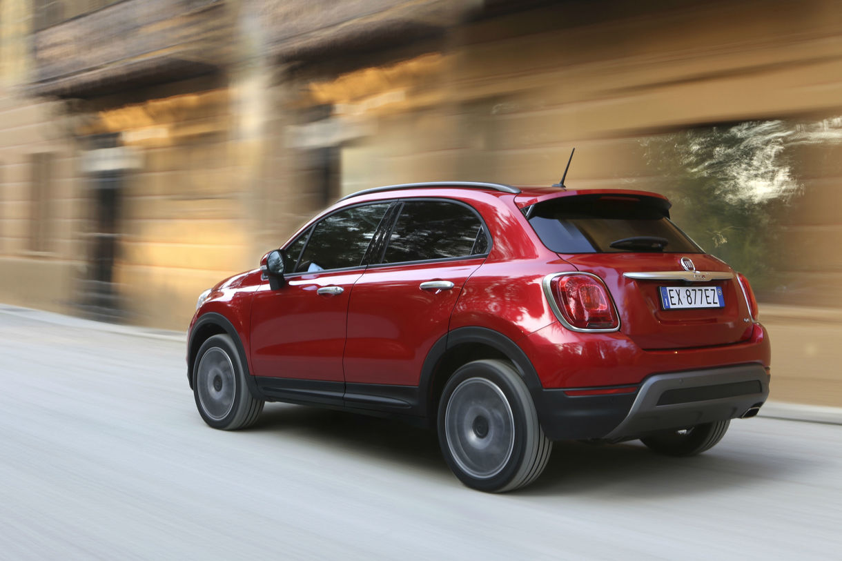 Fiat 500X Cross Photos and Specs. Photo: Fiat 500X Cross 4k big and 33 ...