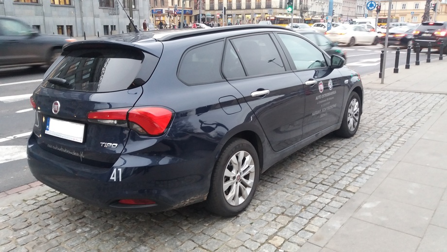 Fiat Tipo Photos and Specs. Photo: Fiat Tipo best restyling and 20 ...