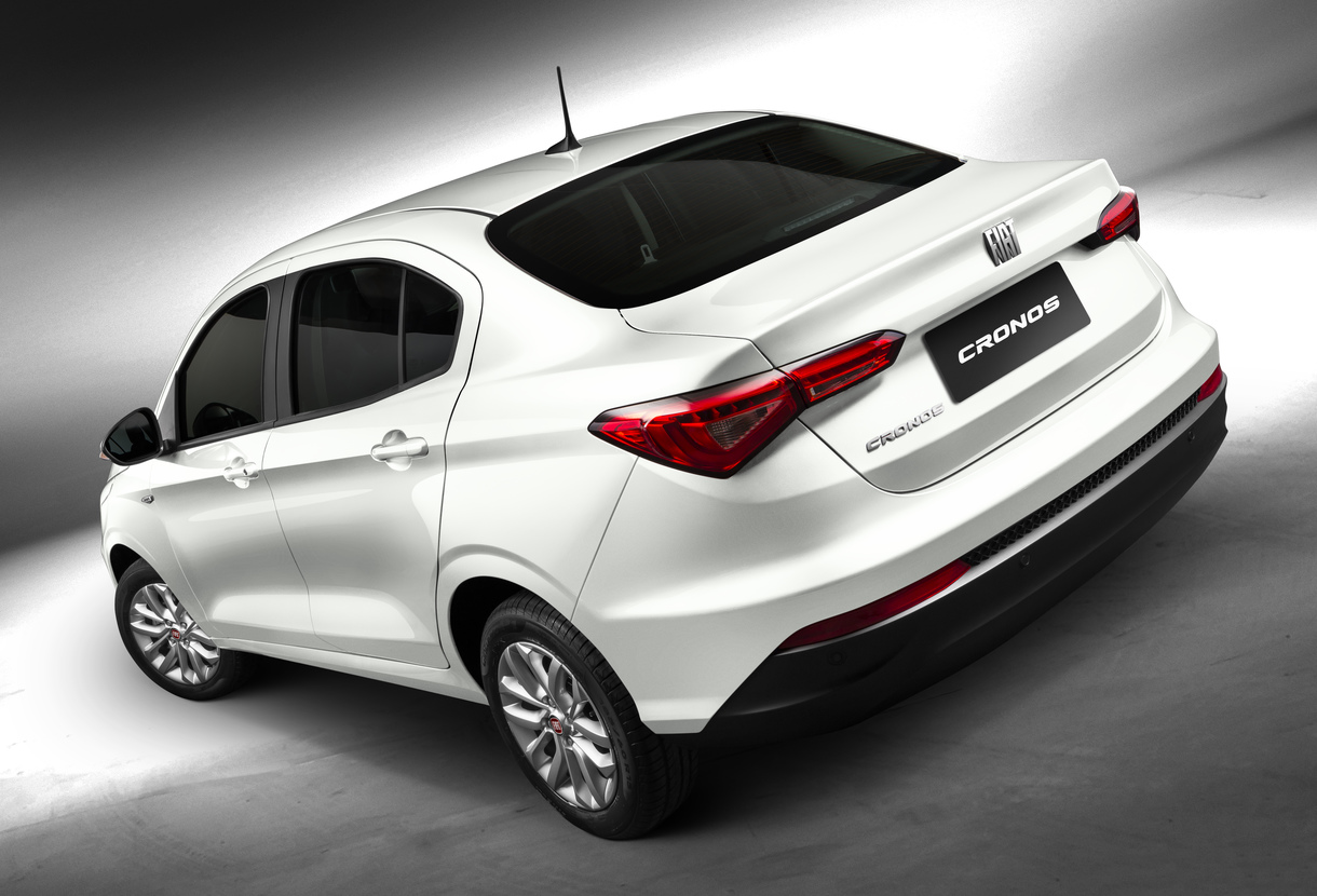 Fiat Cronos Photos and Specs. Photo: Fiat Cronos sedan model and 32 ...