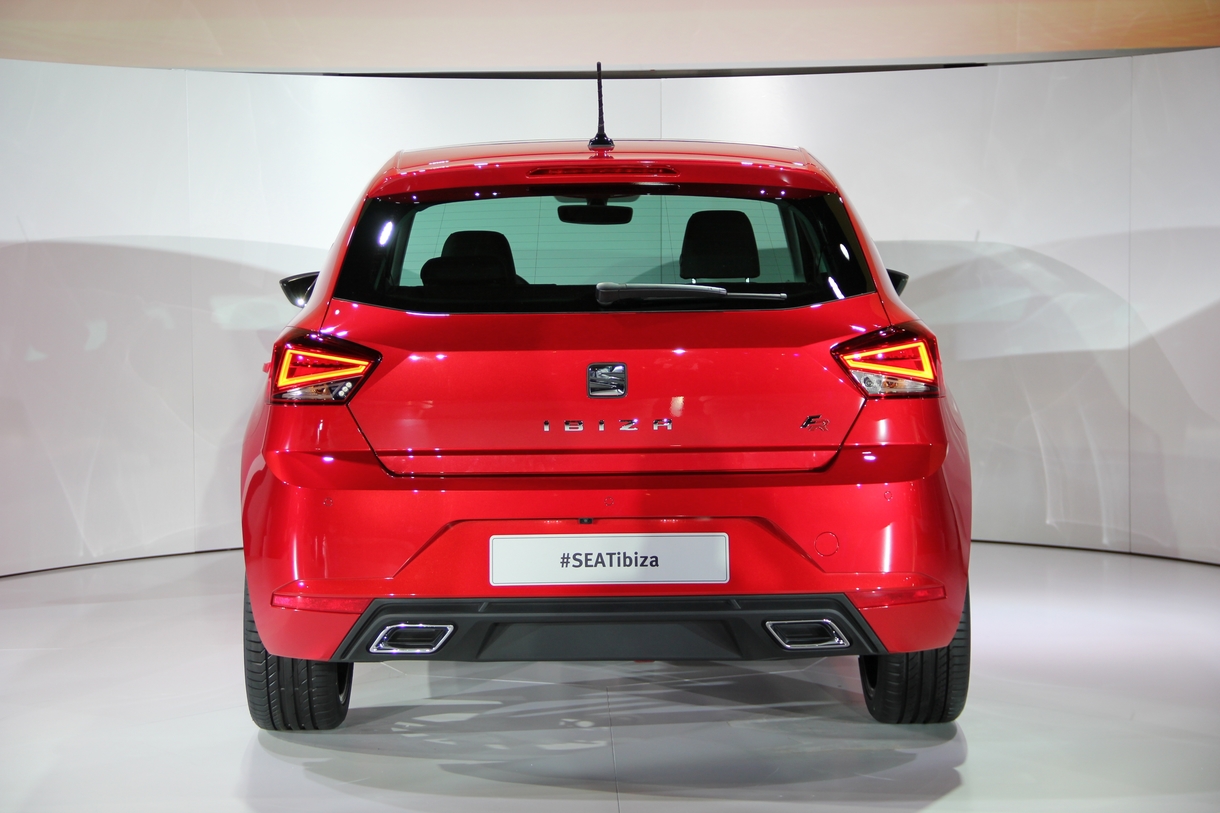 SEAT Ibiza Photos and Specs. Photo: SEAT Ibiza best specifications and ...