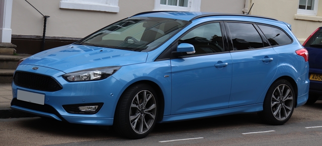 Ford Focus ST Photos and Specs. Photo: Ford Focus ST hd model and 38 ...
