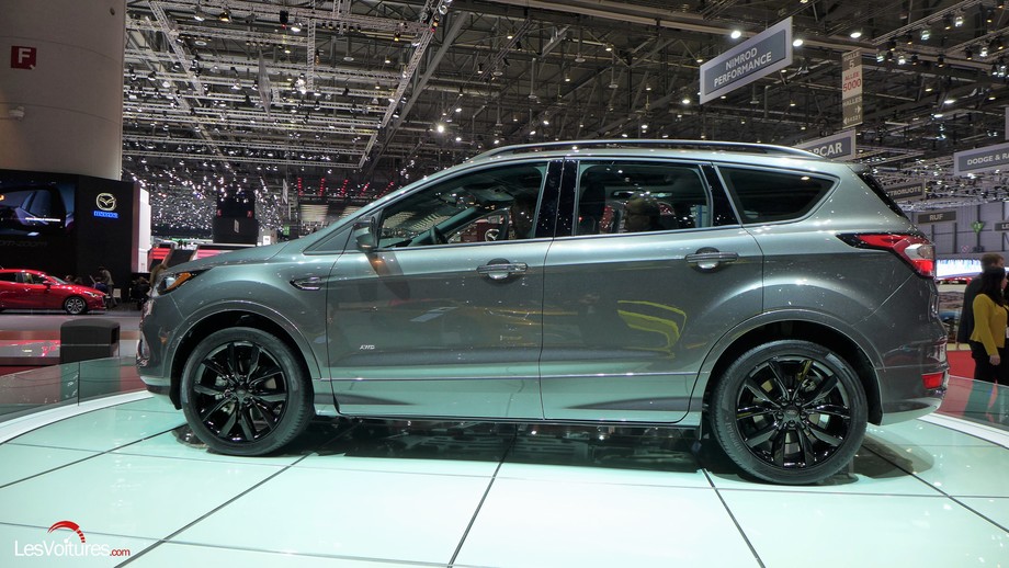 Ford Kuga Photos and Specs. Photo: Ford Kuga hd specifications and 27 ...