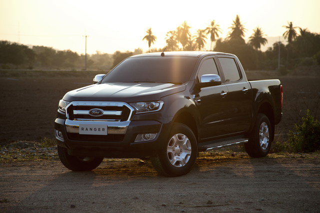 Ford Ranger Photos and Specs. Photo: Ford Ranger 4k 2018 and 46 perfect ...