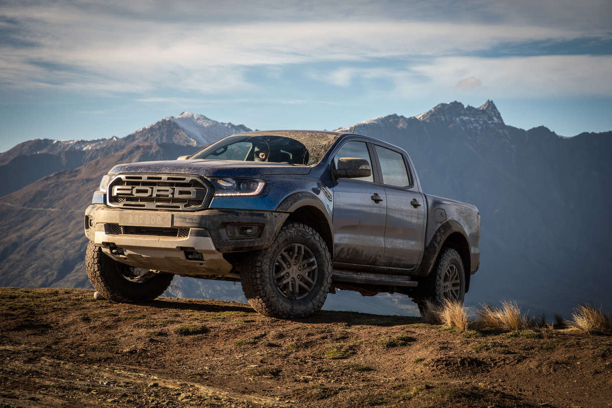 Ford Ranger Raptor Photos and Specs. Photo: Ford Ranger Raptor best big ...