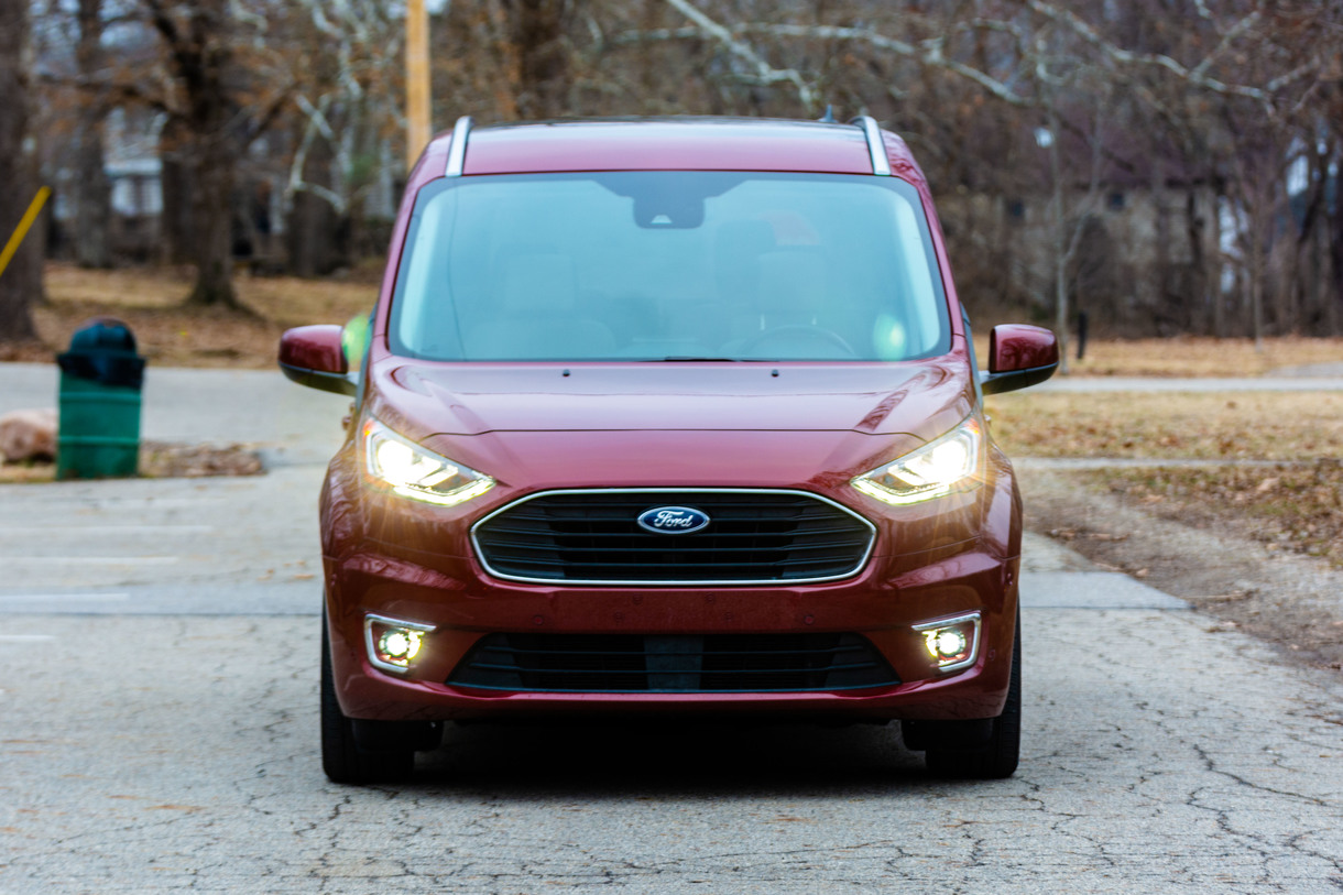 Ford Transit Photos and Specs. Photo: Ford Transit 4k 2019 and 22 ...