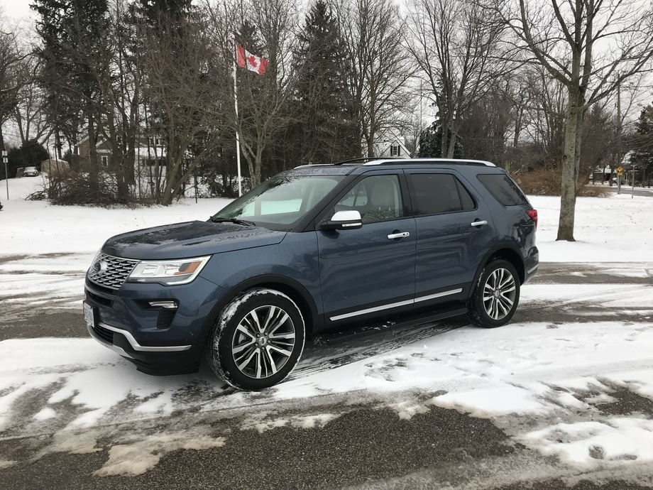 Ford Explorer Photos and Specs. Photo: Ford Explorer suv photo and 40 ...