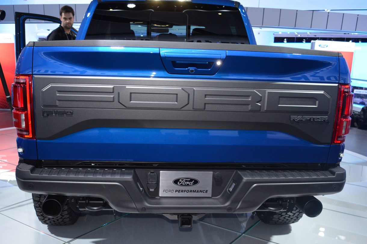 Ford F-150 Photos and Specs. Photo: Ford F-150 accessories big and 19 ...