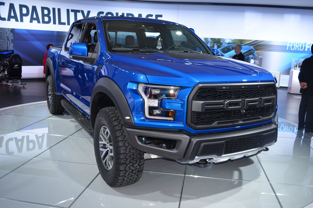 Ford F-150 Photos and Specs. Photo: Ford F-150 hd big and 19 perfect ...