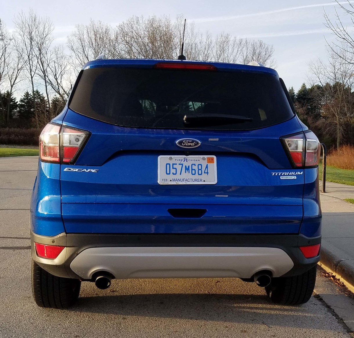 Ford Escape Photos and Specs. Photo: Ford Escape suv photo and 12 ...