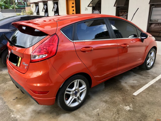 Ford Fiesta Sedan Photos and Specs. Photo: Ford Fiesta Sedan sedan big ...