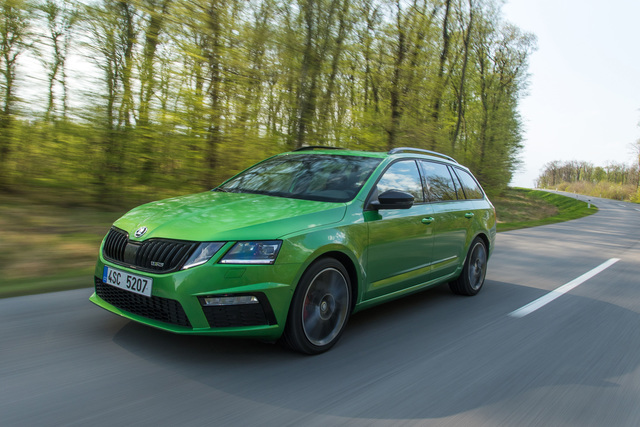 Skoda Octavia A7 Photos and Specs. Photo: Skoda Octavia A7 reviews ...