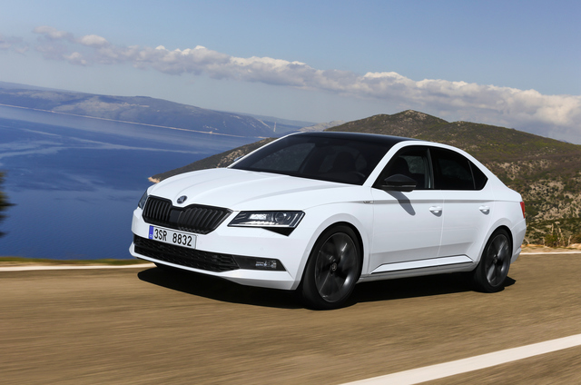 Skoda Octavia A7 Photos and Specs. Photo: Skoda Octavia A7 4k model and ...