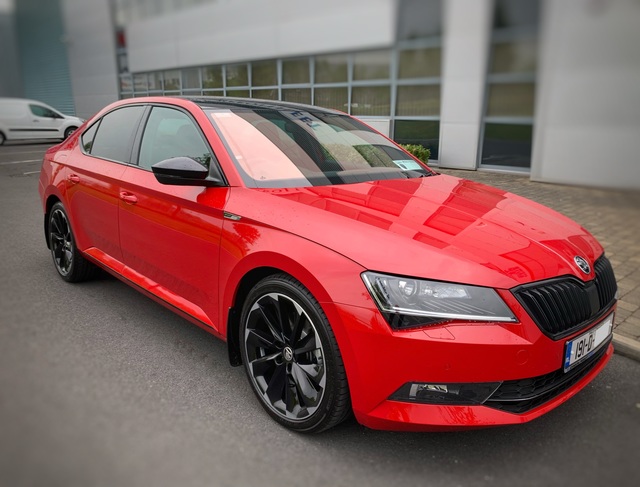 Skoda Superb Photos and Specs. Photo: Skoda Superb modern big and 42 ...