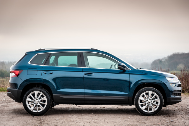 Skoda Karoq Scout Photos and Specs. Photo: Skoda Karoq Scout suv photo ... Skoda Karoq Scout Photos and Specs. Photo: Skoda Karoq Scout suv photo ...