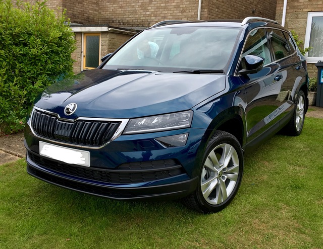 Skoda Karoq Scout Photos and Specs. Photo: Skoda Karoq Scout exterior ... Skoda Karoq Scout Photos and Specs. Photo: Skoda Karoq Scout exterior ...