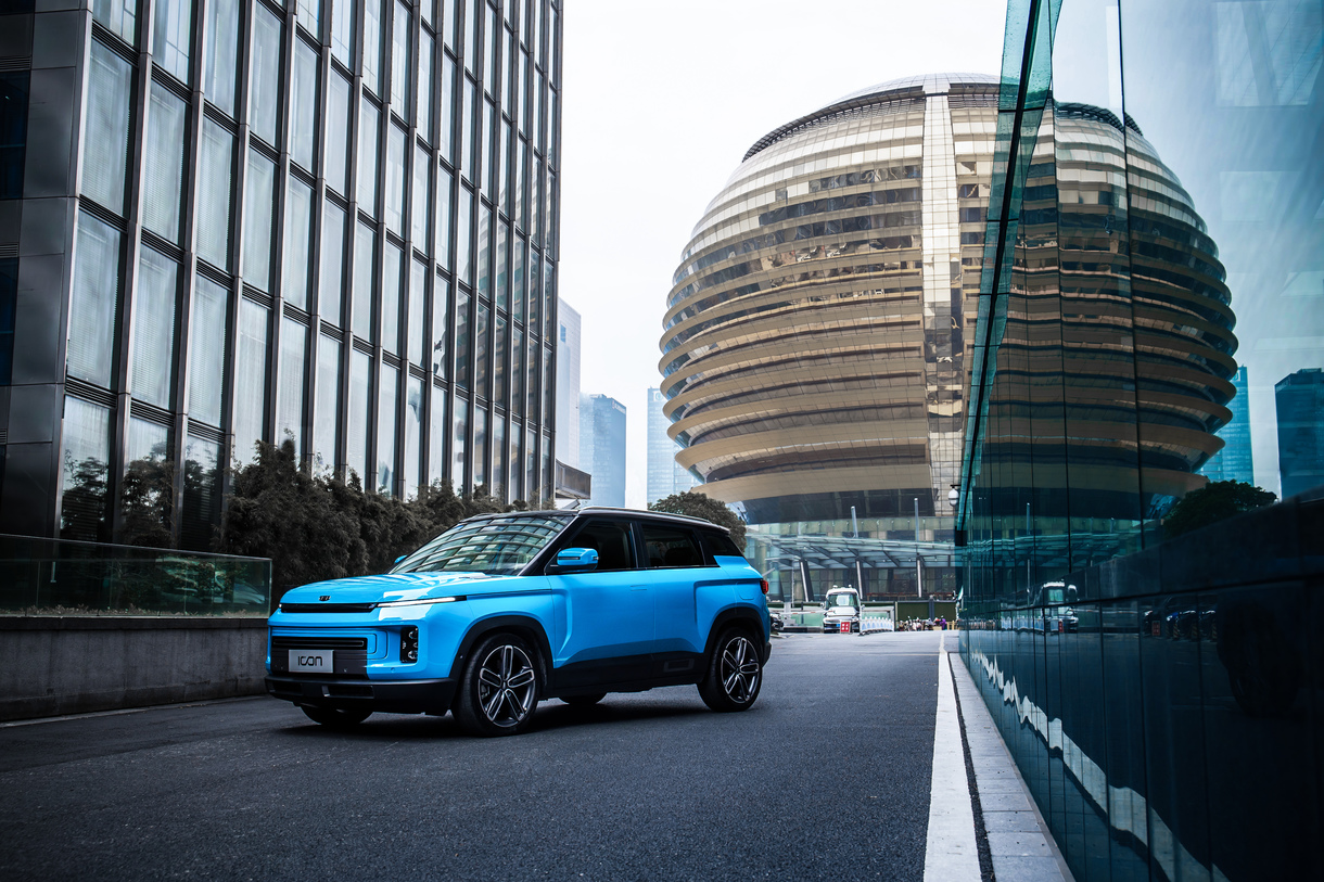 Geely ICON Photos and Specs. Photo: Geely ICON suv big and 10 perfect ...