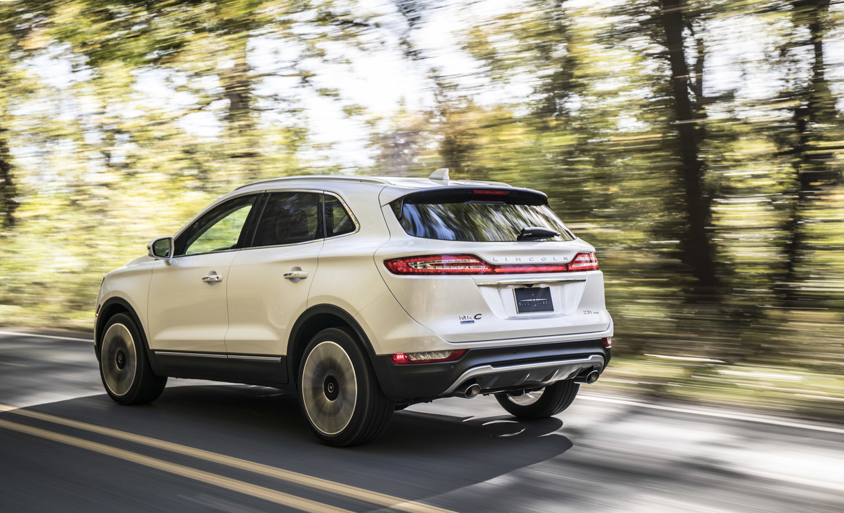 Lincoln MKC Photos and Specs. Photo: Lincoln MKC mod model and 36 ...