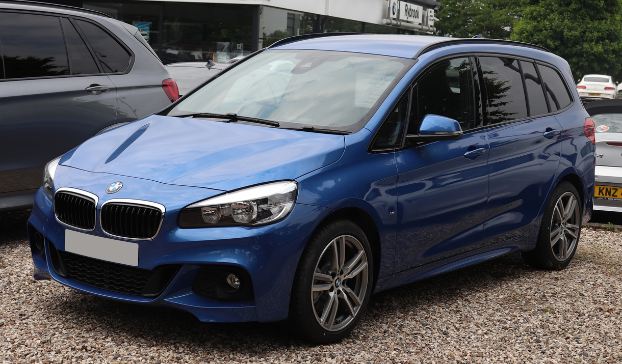 BMW 2 Series Gran Tourer (F46) Photos and Specs. Photo: BMW 2 Series ...