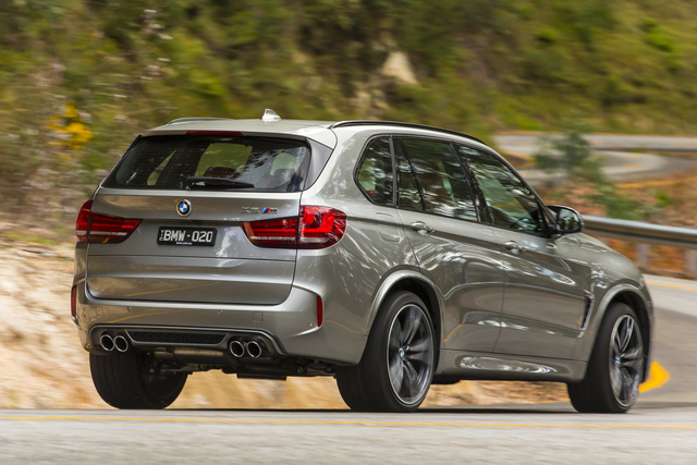 BMW X5 (G05) Photos and Specs. Photo: BMW X5 (G05) hd model and 47 ...