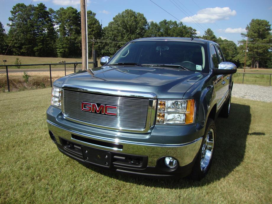 GMC Sierra Crew Cab Photos and Specs. Photo: GMC Sierra Crew Cab hd ...