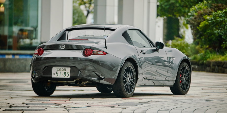 Mazda MX-5 RF Photos and Specs. Photo: Mazda MX-5 RF exterior photo and ...