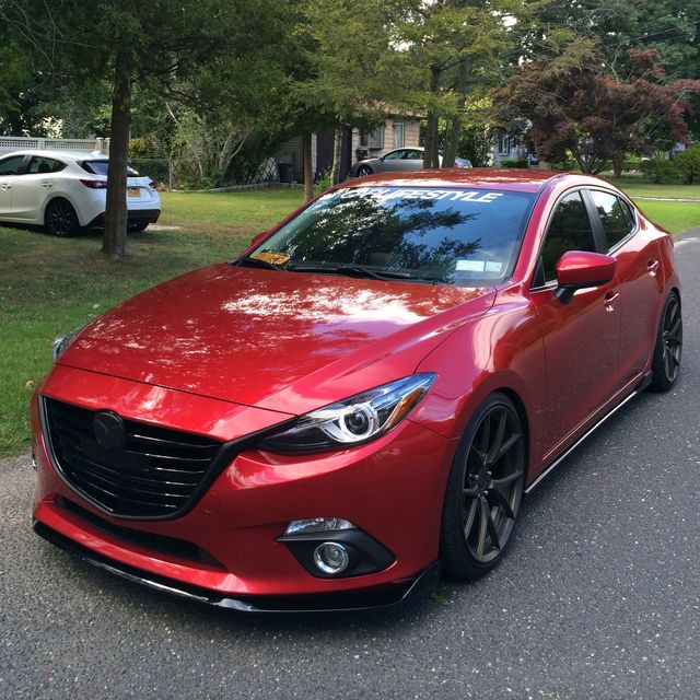 Mazda Mazda3 Hatchback Photos and Specs. Photo: Mazda Mazda3 Hatchback ...