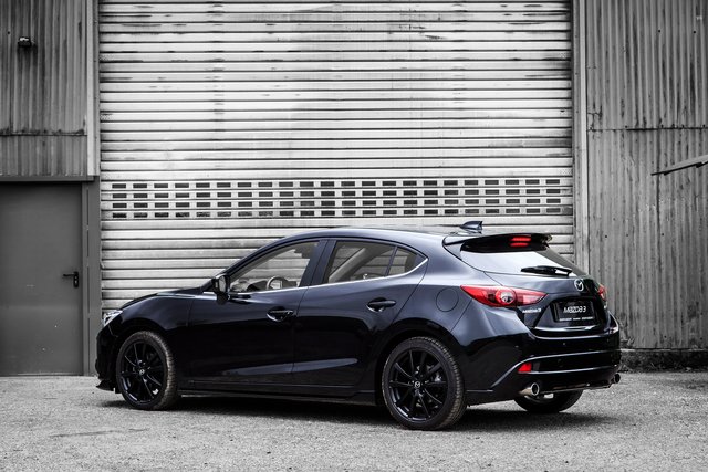 Mazda 3 Hatchback Photos and Specs. Photo: Mazda 3 Hatchback hd model ...