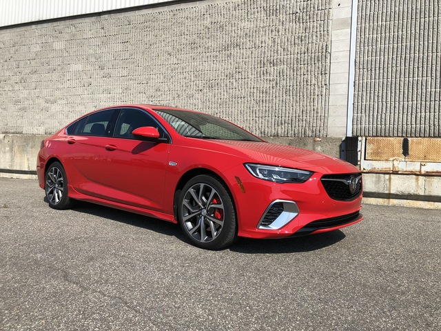 Buick Regal GS Photos and Specs. Photo: Buick Regal GS modern photo and ...