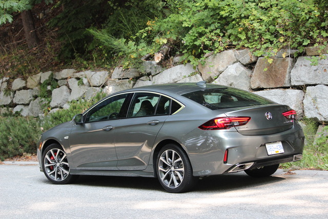 Buick Regal GS Photos and Specs. Photo: Buick Regal GS hd big and 31 ...