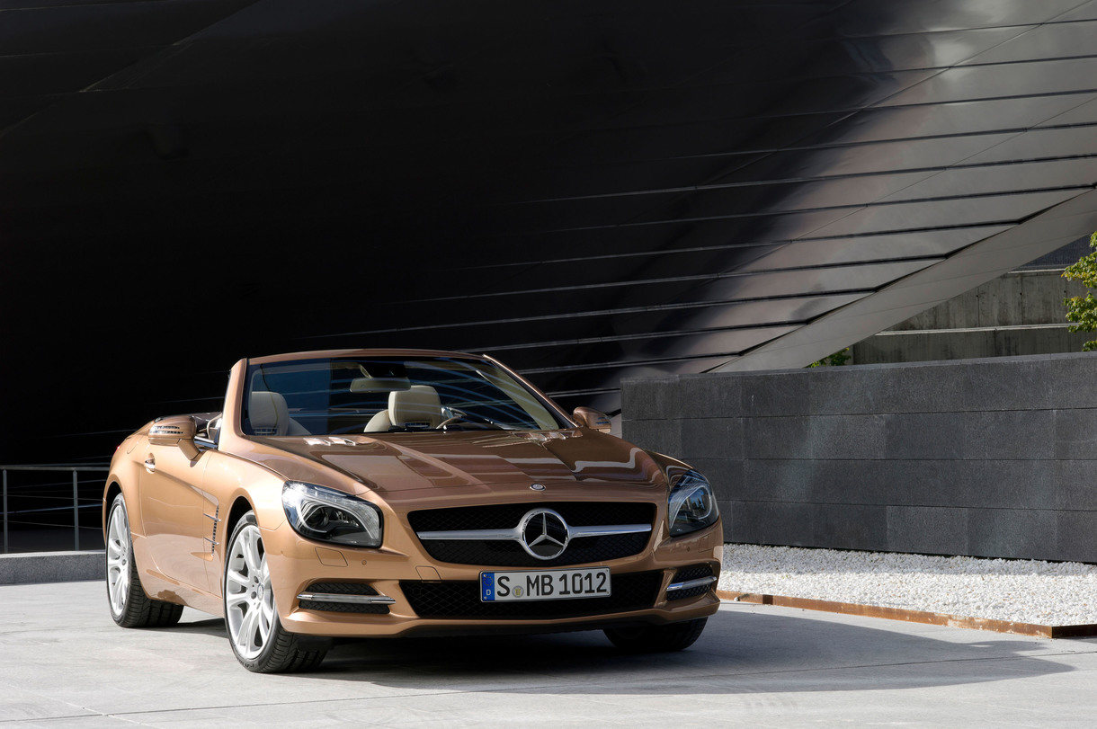 Mercedes SL-Class (R231) Photos and Specs. Photo: Mercedes SL-Class ...