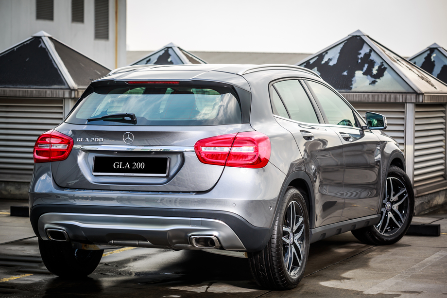 Mercedes GLA-Class (H247) Photos and Specs. Photo: Mercedes GLA-Class ...
