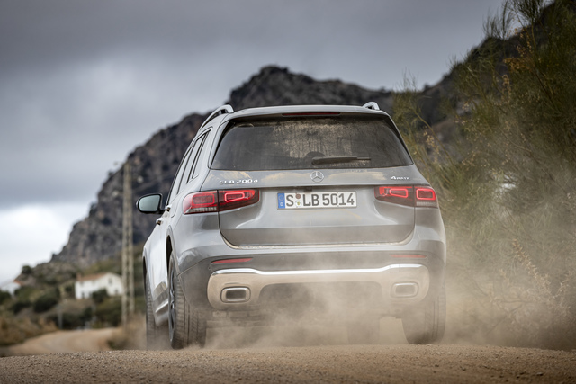 Mercedes GLB-Class (X247) Photos and Specs. Photo: Mercedes GLB-Class ...