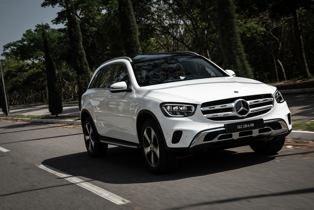 Mercedes GLC-Class (X253) Photos and Specs. Photo: Mercedes GLC-Class ...
