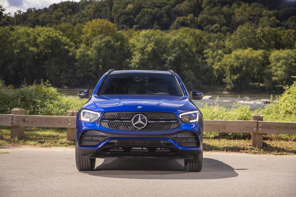Mercedes GLC-Class (X253) Photos and Specs. Photo: Mercedes GLC-Class ...