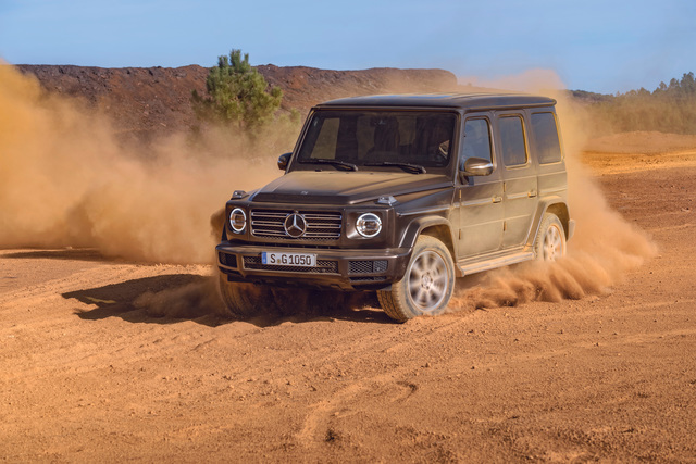 Mercedes G-Class (W463) Photos and Specs. Photo: Mercedes G-Class (W463 ...