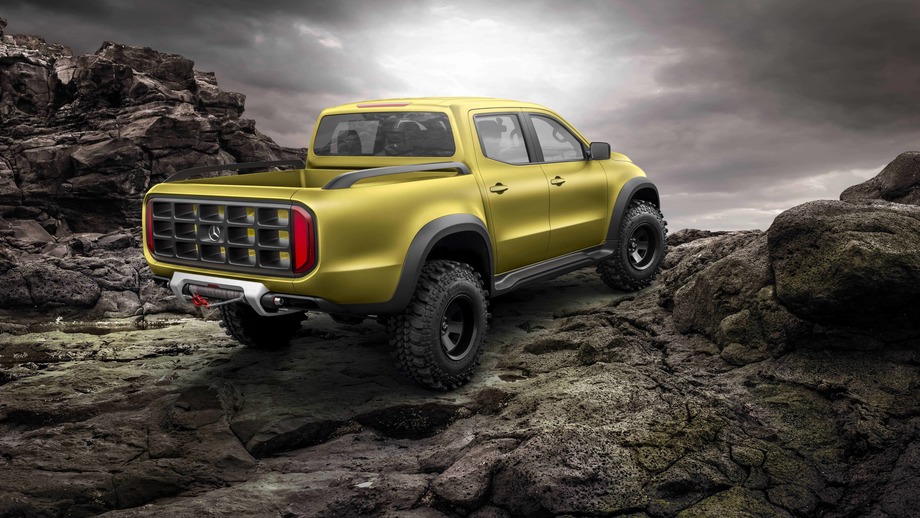 Mercedes X-Class (W470) Photos and Specs. Photo: Mercedes X-Class (W470 ...