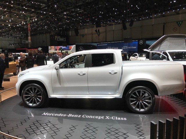 Mercedes X-Class (W470) Photos and Specs. Photo: Mercedes X-Class (W470 ...