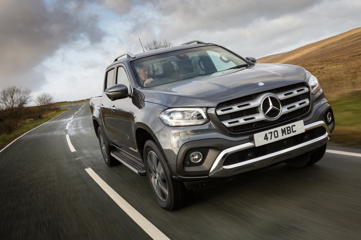Mercedes X-Class (W470) Photos and Specs. Photo: Mercedes X-Class (W470 ...
