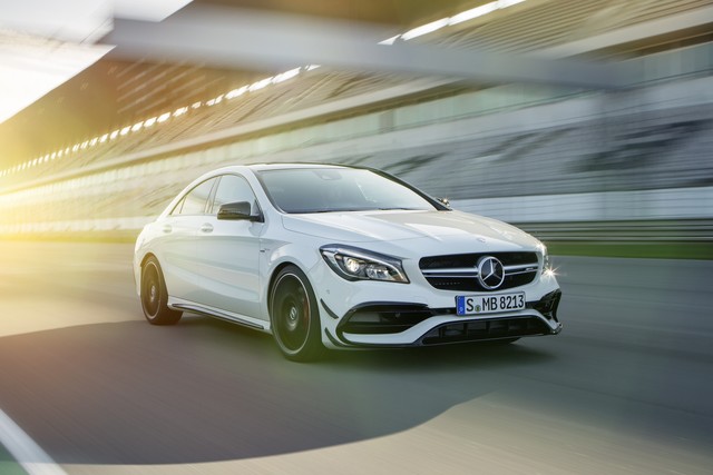 Mercedes CLA-Class (C117) Photos and Specs. Photo: Mercedes CLA-Class ...