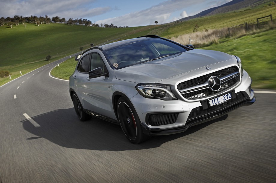 Mercedes GLA-Class (X156) Photos and Specs. Photo: Mercedes GLA-Class ...